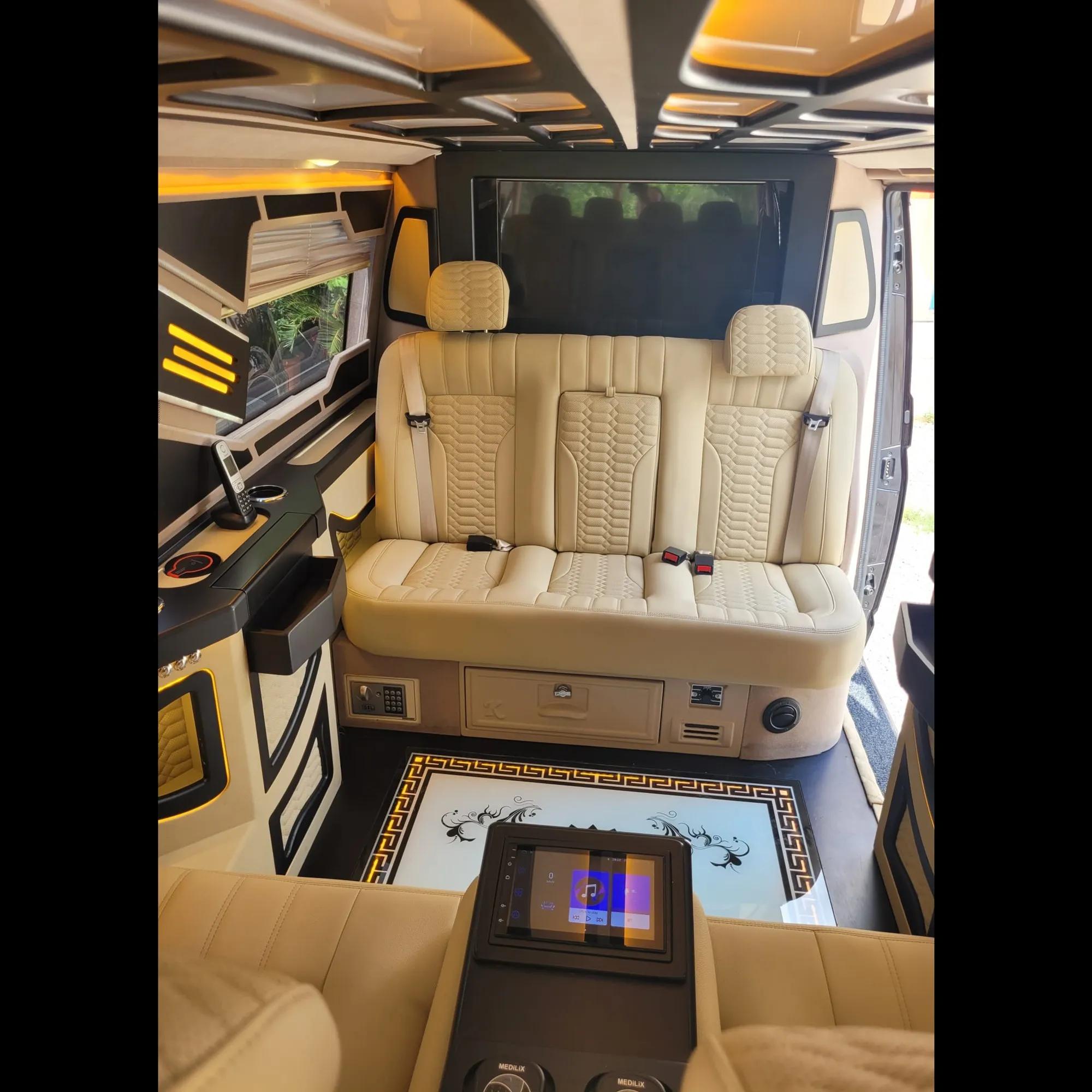 Club Paradiso Bus Rental